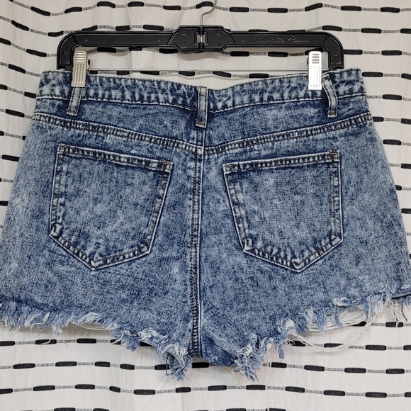 Gianni Bini | Shorts | Super Cute Gianni Bini Short Shorts With Pearls ...